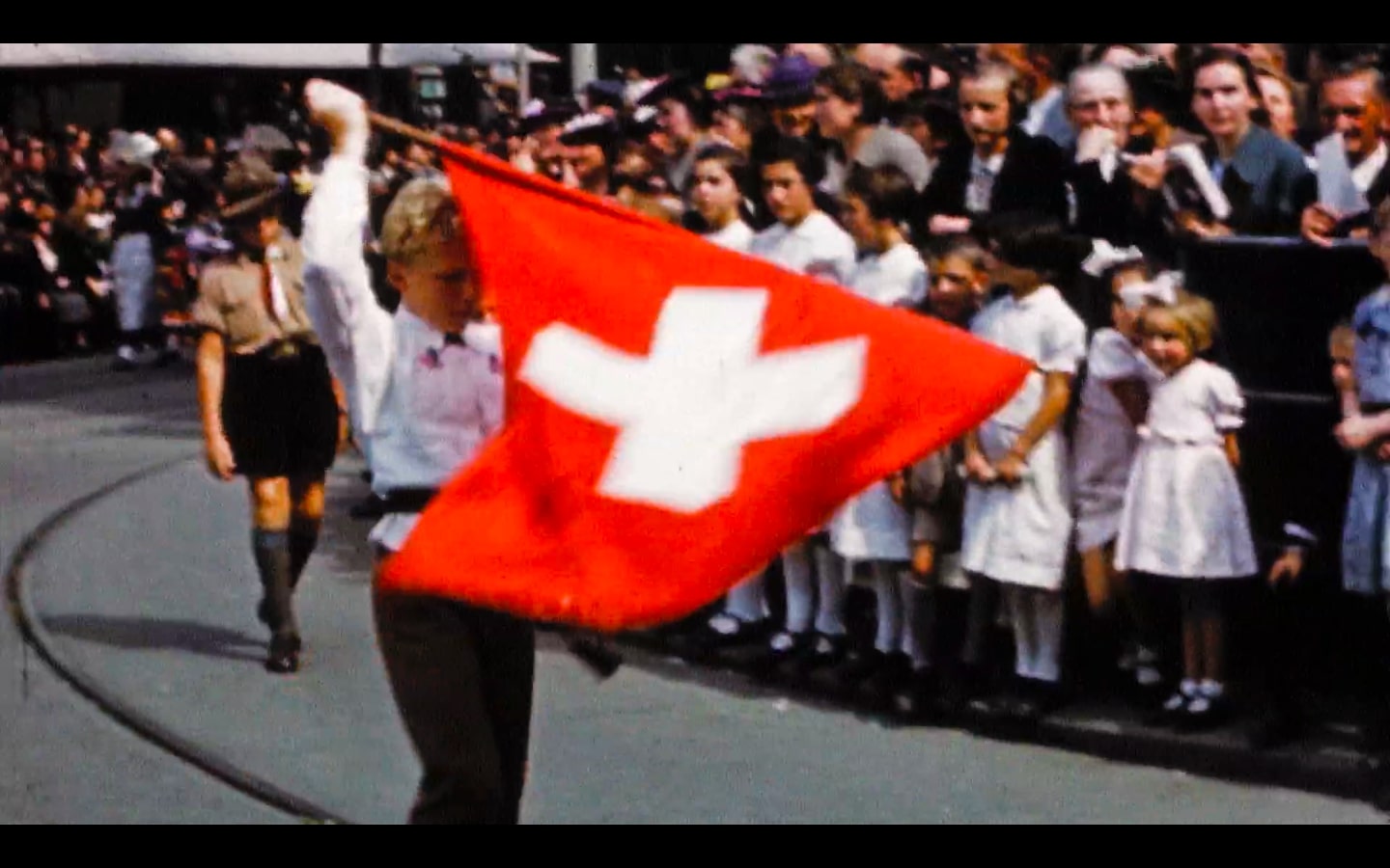 Switzerland and WWII – Cinétévé